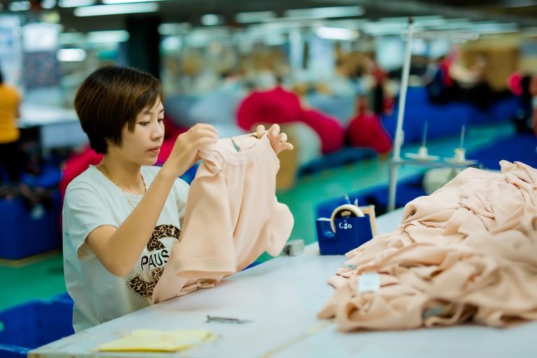 Difference between FOB vs. CM in apparel manufacturing industry ...